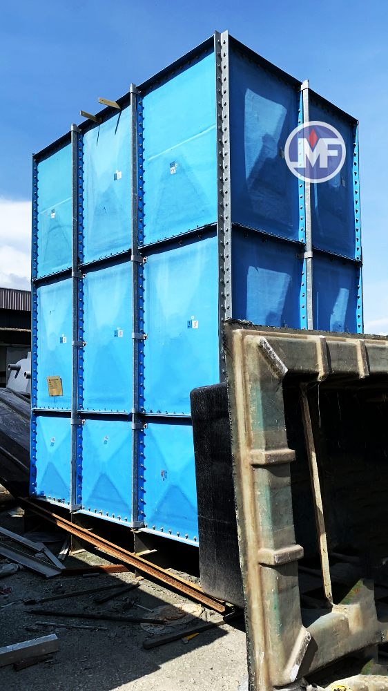 Tangki Penyimpanan Air Jenis Fiberglass-Reinforced Polyester (FRP) Berpanel
