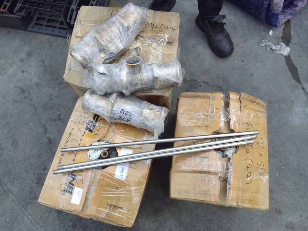 Poly Close Top Tank with Bronze Ball Valve Package - Reliable Water ...