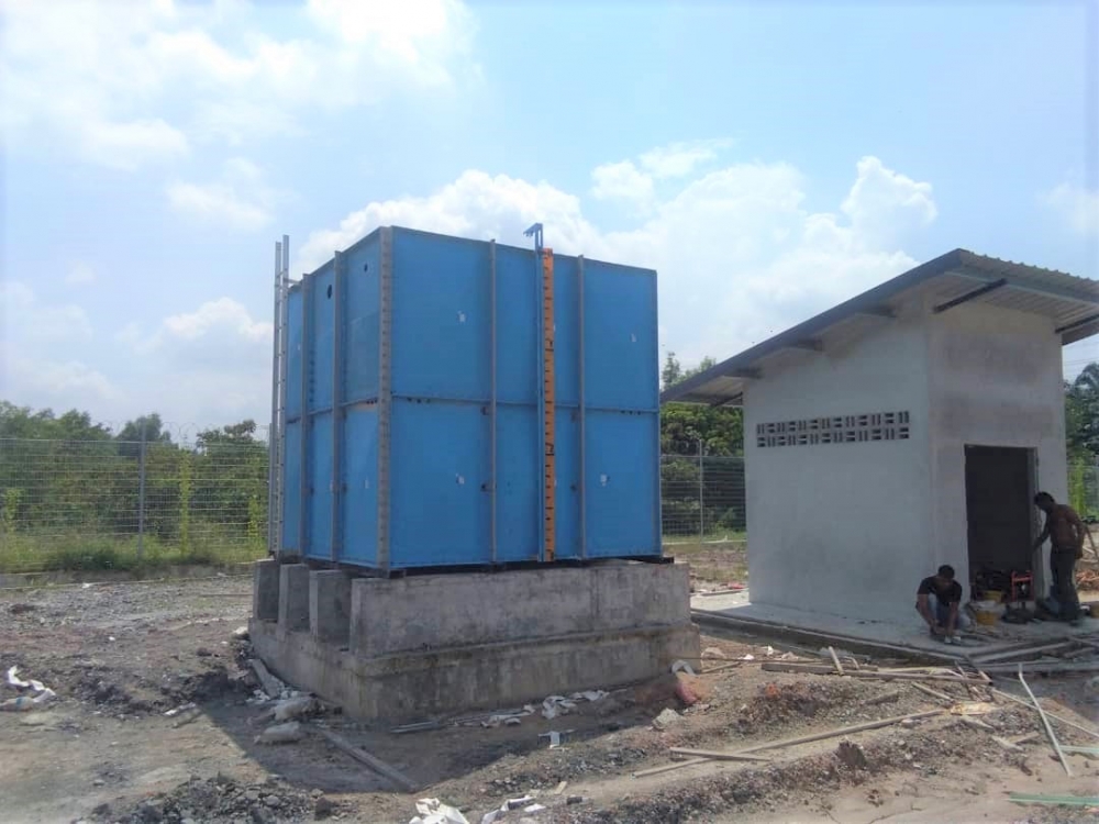 Reliable GRP Sectional Water Tank for Data Center Roof Storage | Mui ...